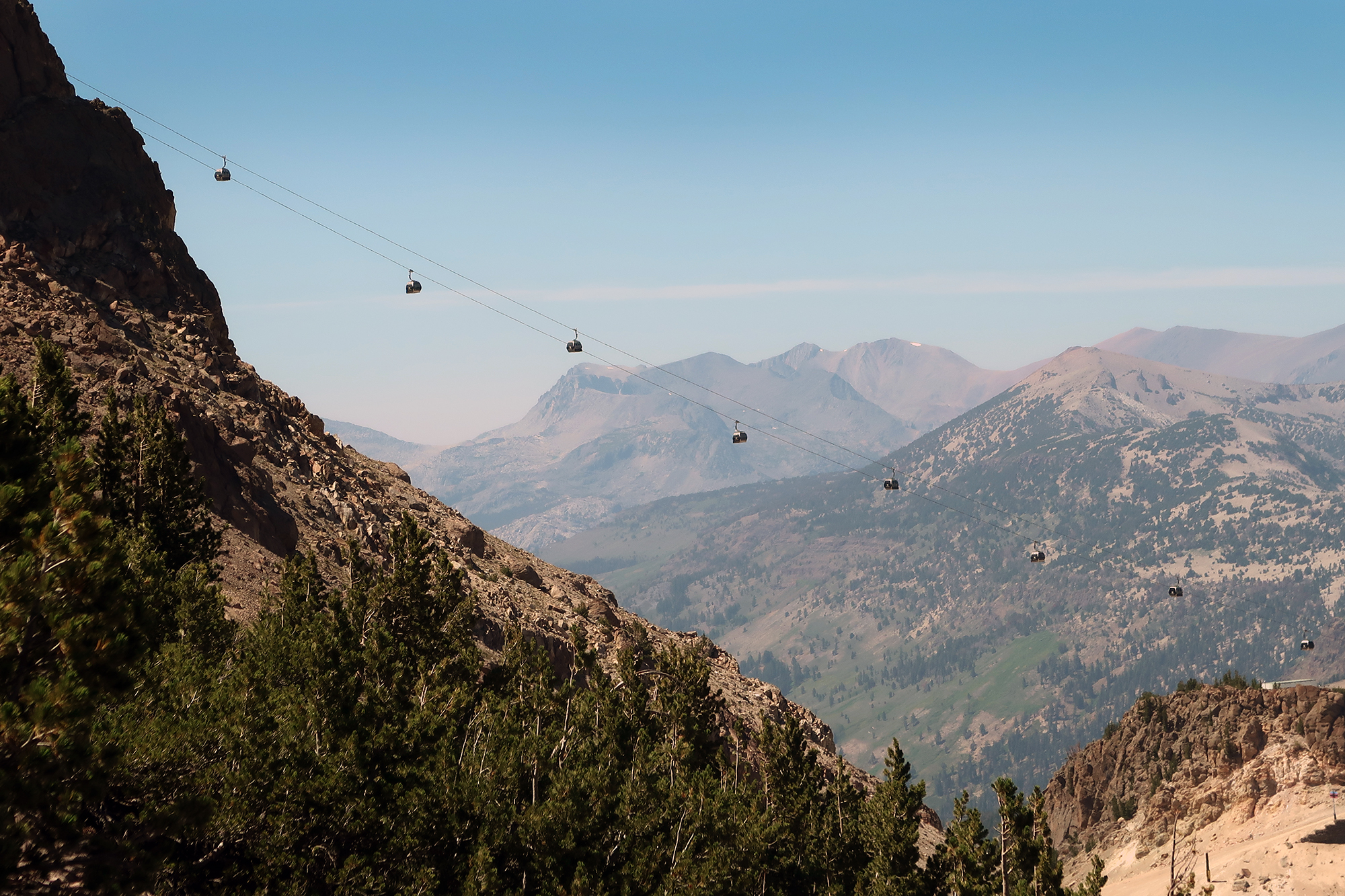 The Dragon's Back Trail to Mammoth Mountain - dismal wilderness